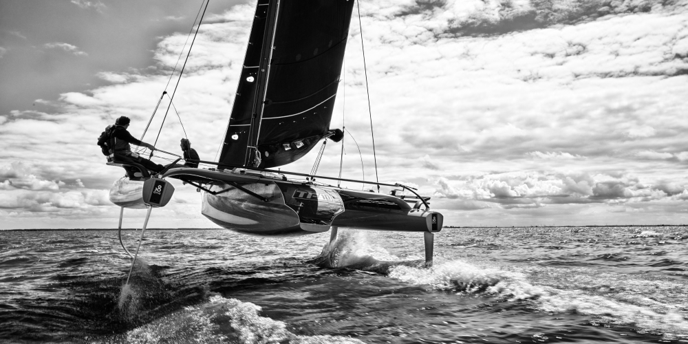 TF10 Foiling Trimaran - Foiling Multihulls | DNA Performance Sailing